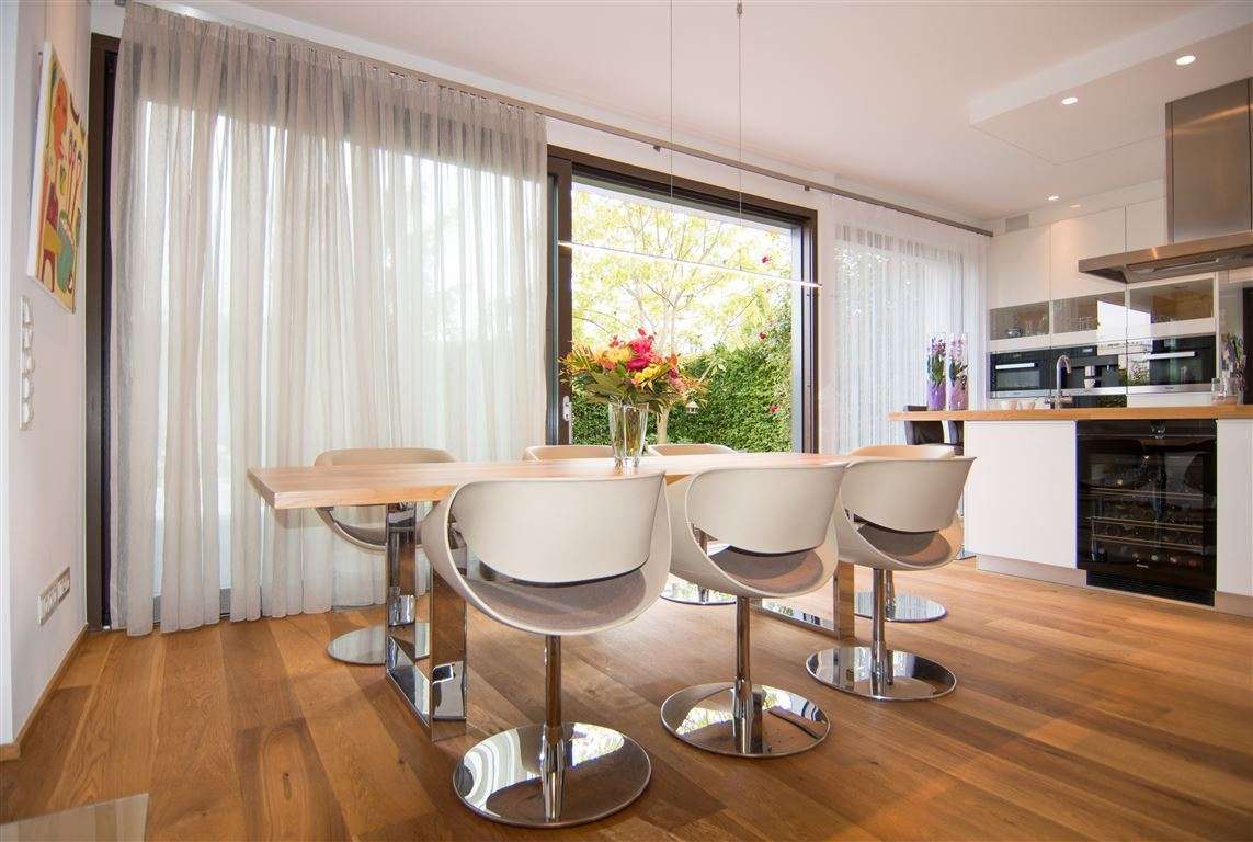 Traumhafte Familien-Villa in schöner Villenringlage "Weiße Stadt" F ...